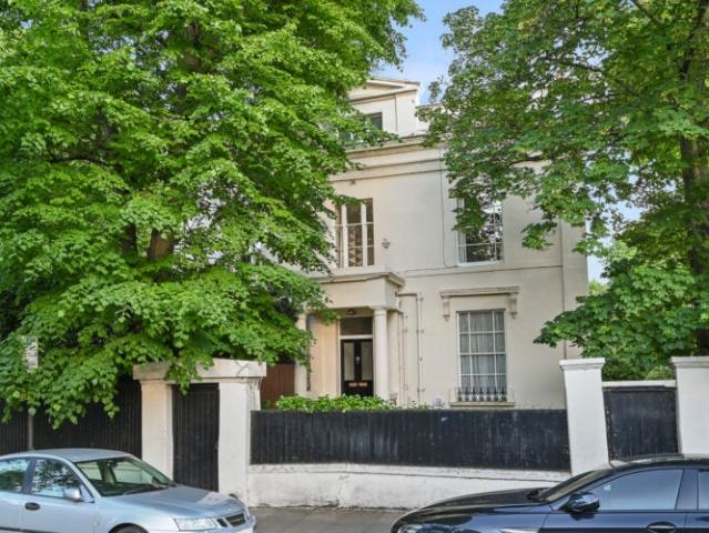 Apartment at Maida Avenue, City of Westminster