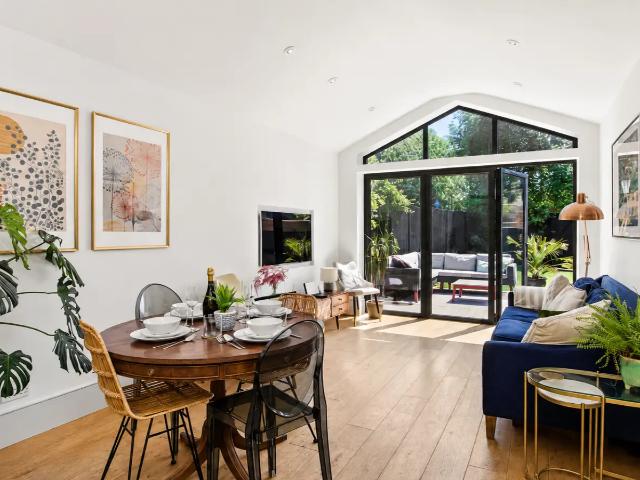 Apartment at Maidenhead Road, Windsor