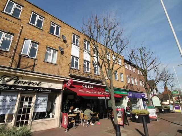 Apartment at Main Road, Greater London