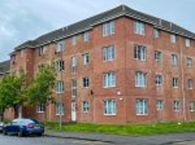 Apartment at Main Street, Glasgow