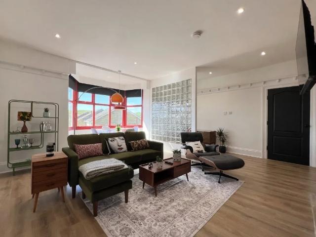 Apartment at Main Street, Leeds