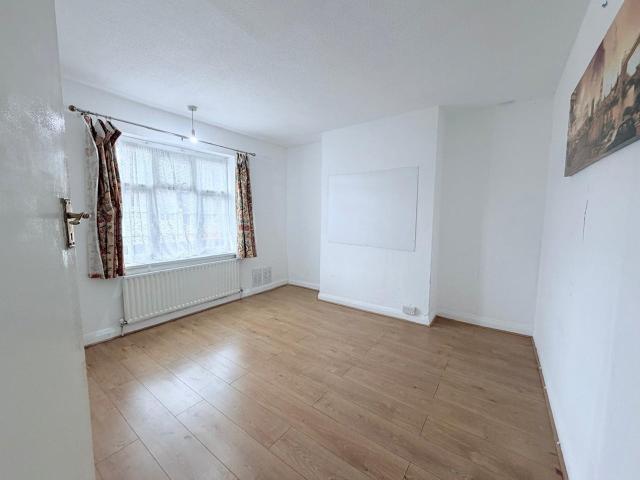 Apartment at Maitland Close, Greater London