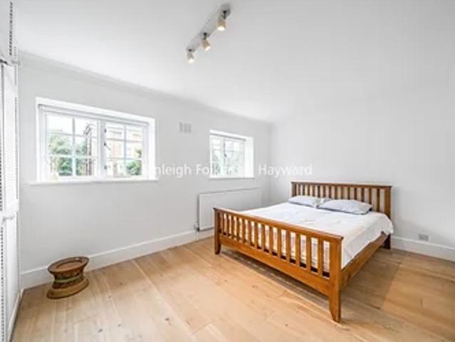 Apartment at Maitland Park Villas, Greater London