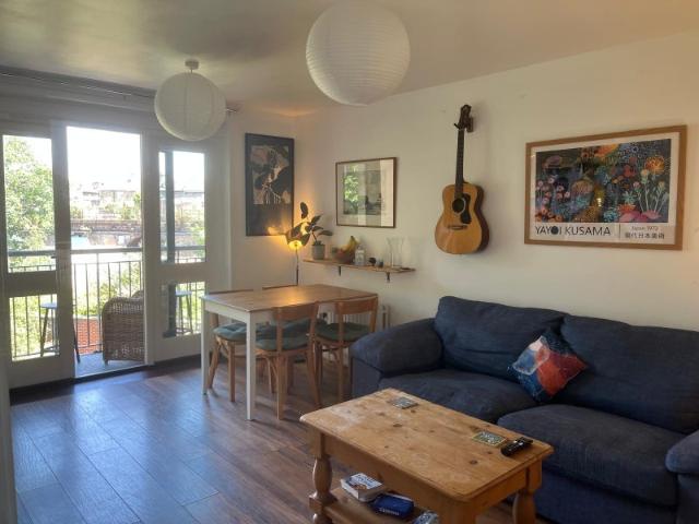Apartment at Major Close, Greater London