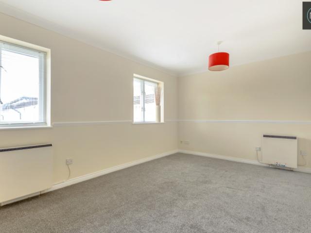 Apartment at Makepeace Road, Greater London