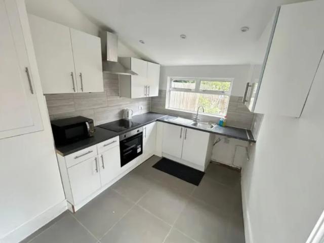 Apartment at Malden Way, Greater London