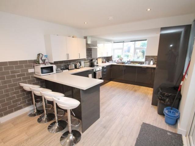 Apartment at Malefant Street, Cardiff