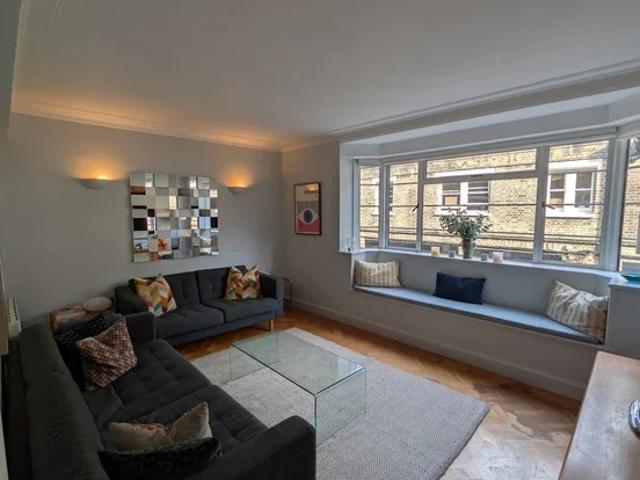 Apartment at Malet Street, Greater London