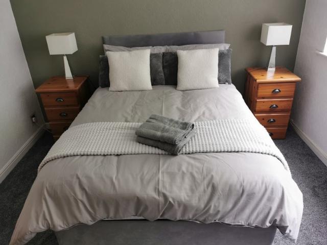 Apartment at Mallard Close, Bradford