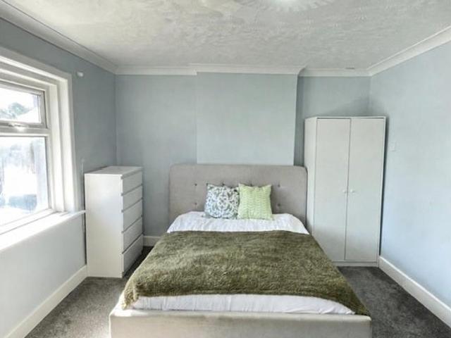 Apartment at Malmesbury Park Road, Bournemouth
