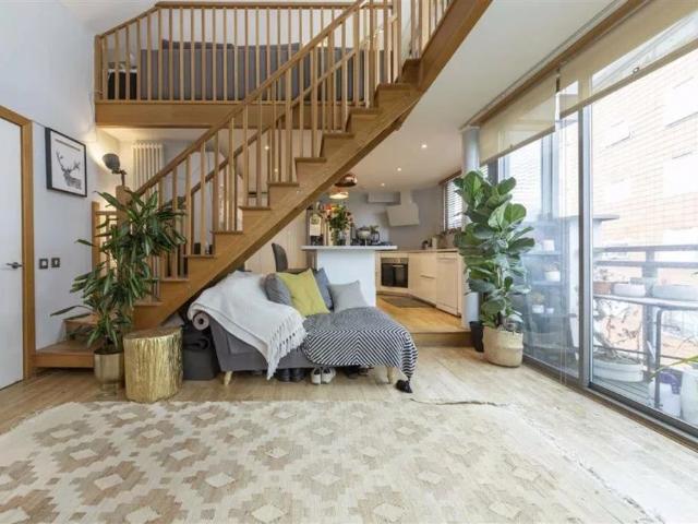 Apartment at Maltings Place, Greater London