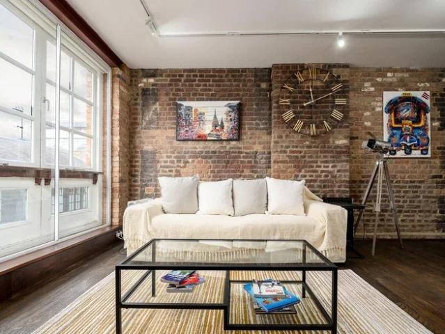 Apartment at Maltings Place, Greater London