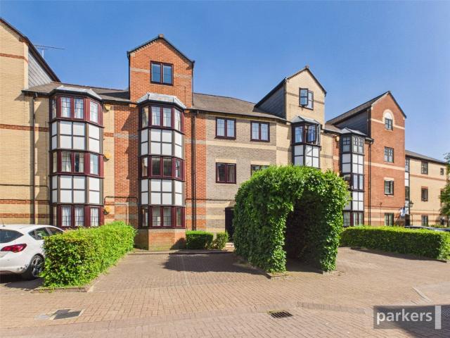 Apartment at Maltings Place, Reading