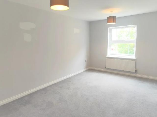 Apartment at Maltings Way, West Suffolk