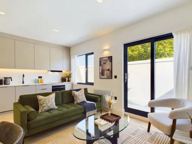 Apartment at Malvern Road, Greater London
