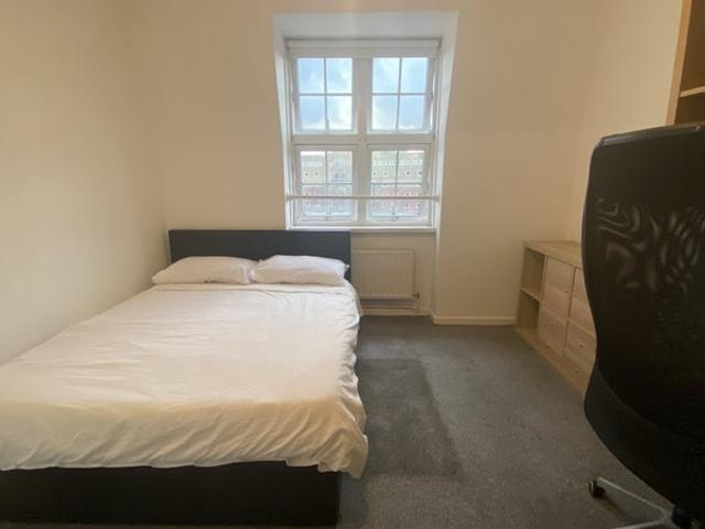 Apartment at Manciple Street, Greater London