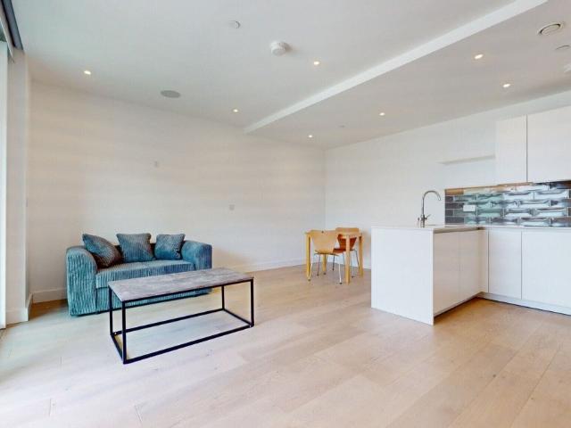Apartment at Mandela Way, Greater London