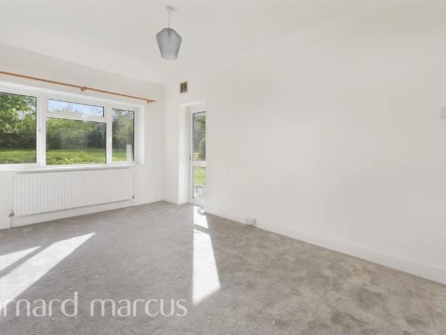 Apartment at Manor Green Road, Epsom and Ewell