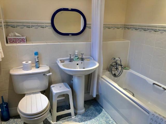 Apartment at Manor Park Close, Birmingham