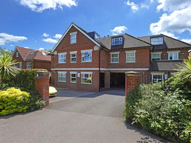 Apartment at Manor Road, Epping Forest