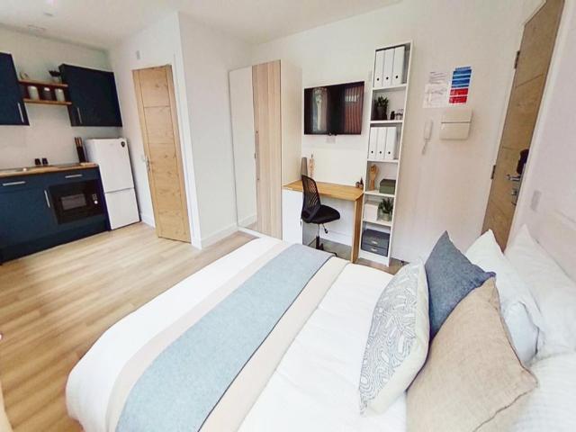 Apartment at Mansfield Road, Nottingham