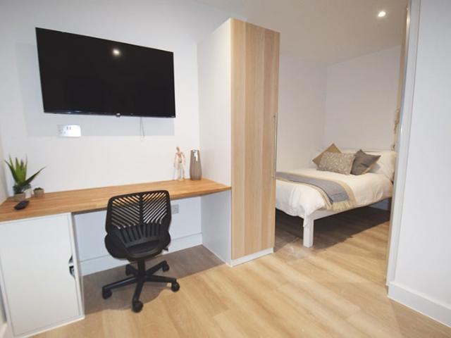 Room at Mansfield Road, Nottingham
