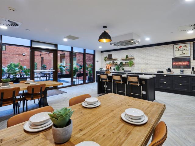 Apartment at Mansfield Road, Nottingham