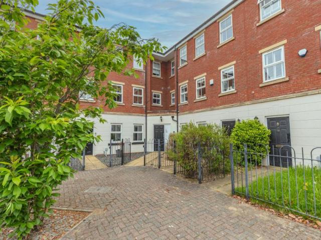 Apartment at Mansion Gate Square, Leeds