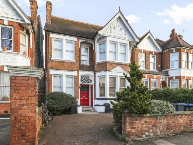 Apartment at Manstone Road, Greater London