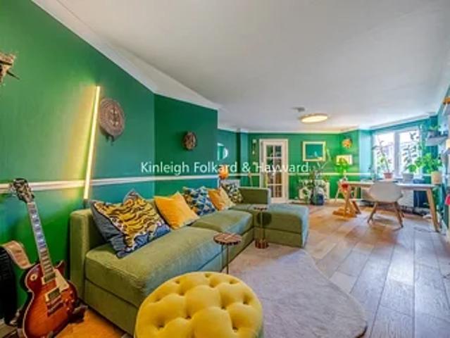 Apartment at Mantle Road, Greater London