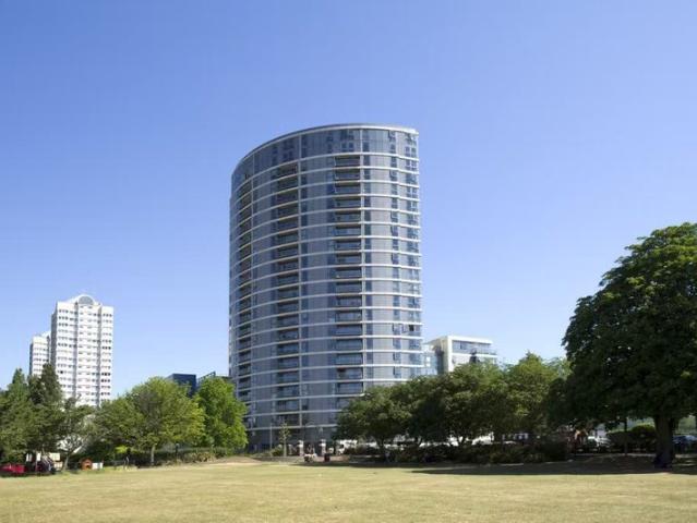 Apartment at Mapleton Road, Greater London