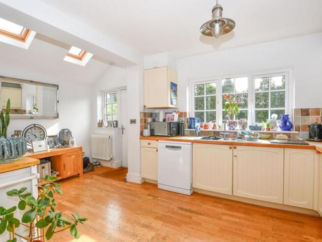 Apartment at Maple Cottages, St Albans