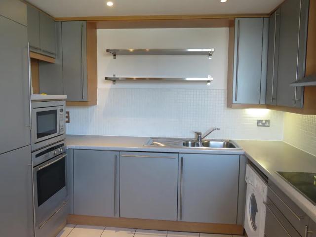 Apartment at Marconi Avenue, Penarth
