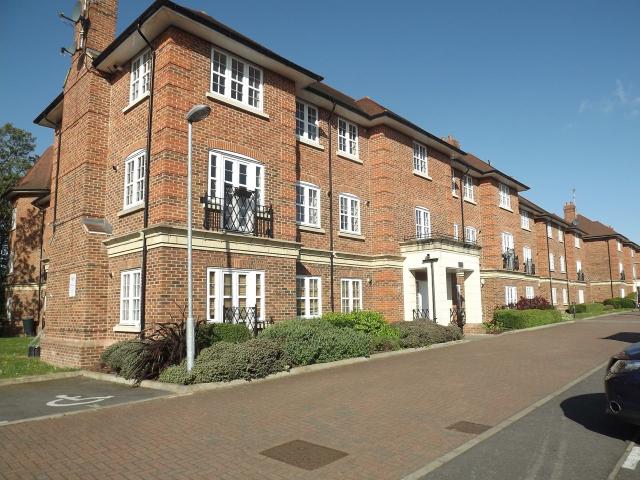 Apartment at Marchant Close, Greater London