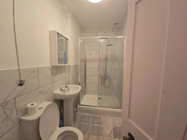 Apartment at Marchmont Road, Greater London