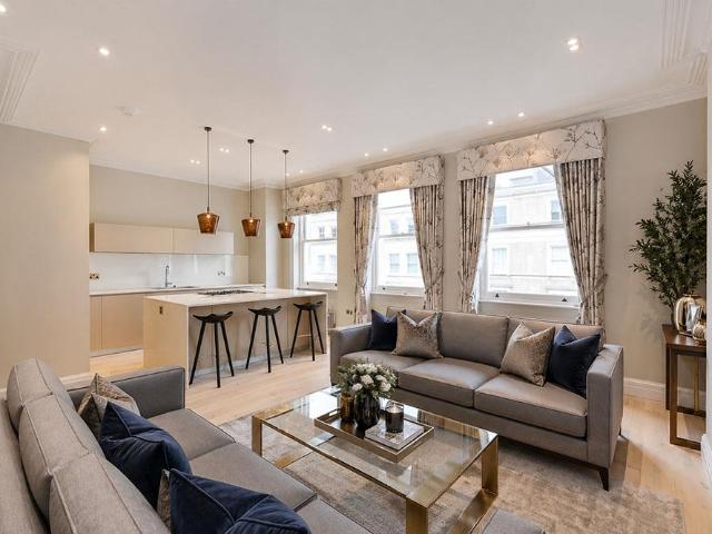 Apartment at Margaret Street, City of Westminster