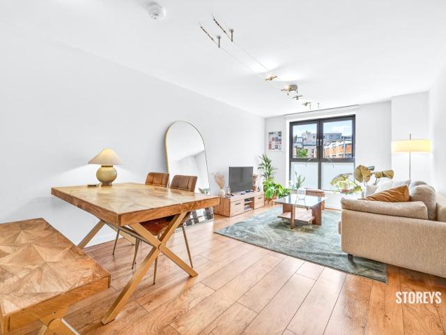 Apartment at Mare Street, London