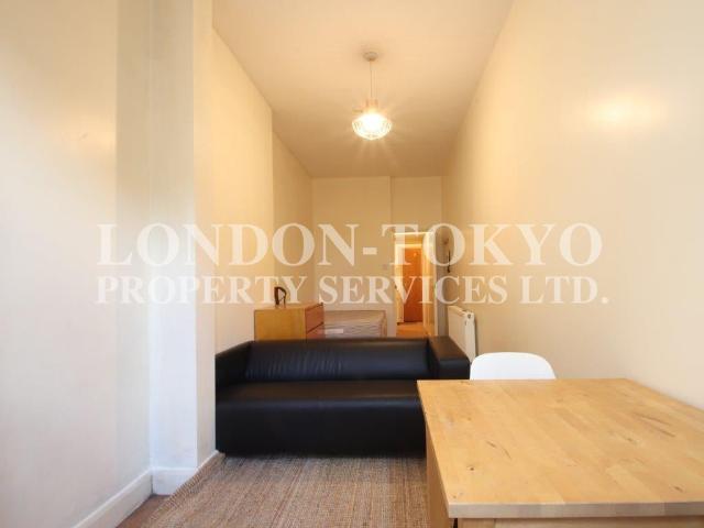 Apartment at Maresfield Gardens, Greater London
