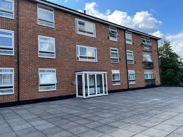 Apartment at Maresfield, Greater London