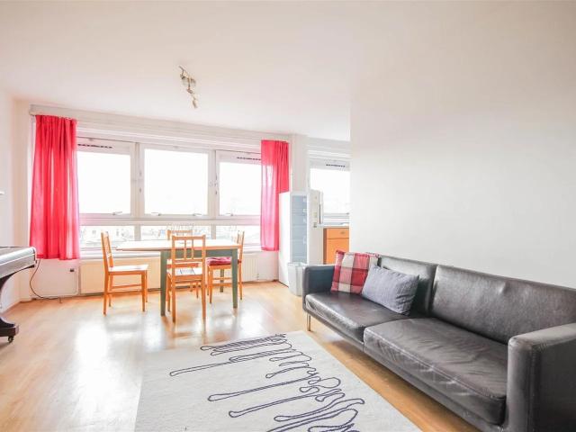 Apartment at Market Road, Greater London