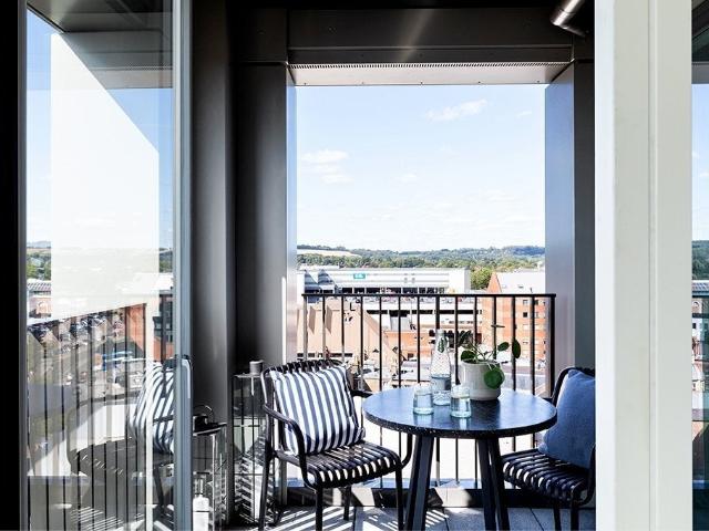 Apartment at Marketfield Way, Reigate and Banstead