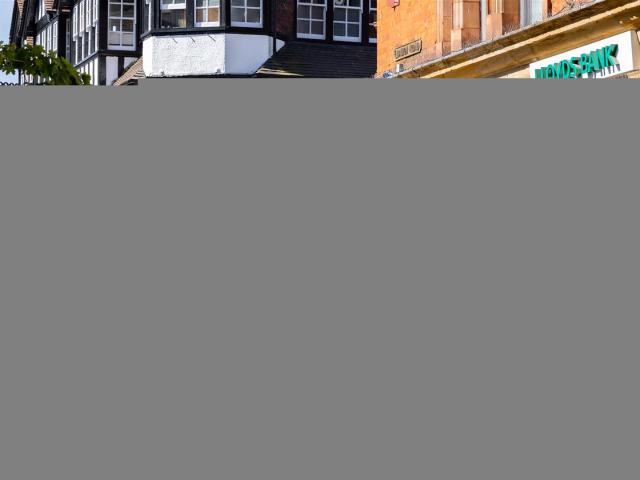 Apartment at Marketfield Way, Reigate and Banstead
