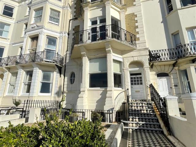 Apartment at Marine Parade, Brighton