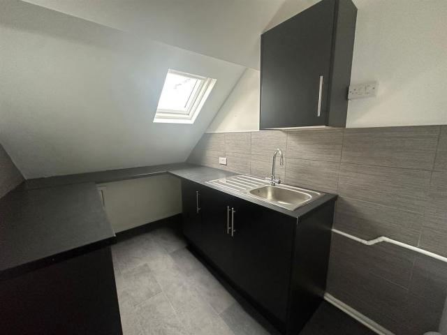 Apartment at Marine Road, Pensarn