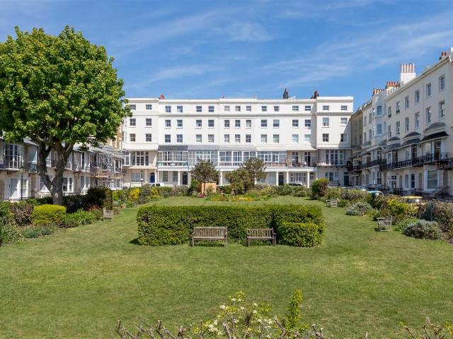 Apartment at Marine Square, Brighton