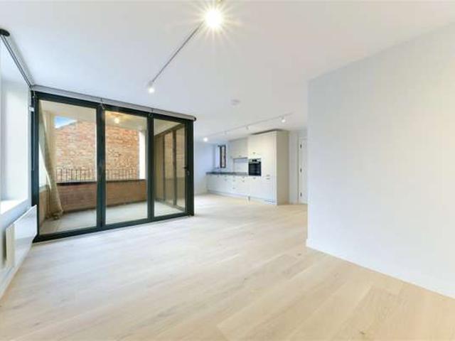Apartment at Marischal Road, Greater London