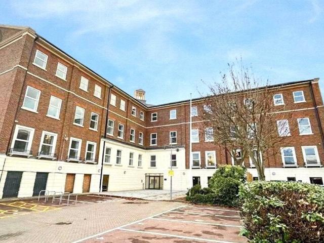 Apartment at Maritime Way, Gillingham