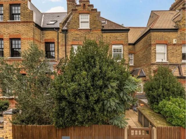 Apartment at Marius Road, Greater London