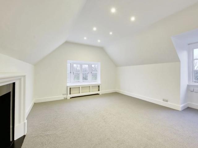 Apartment at Marjorie Grove, Greater London