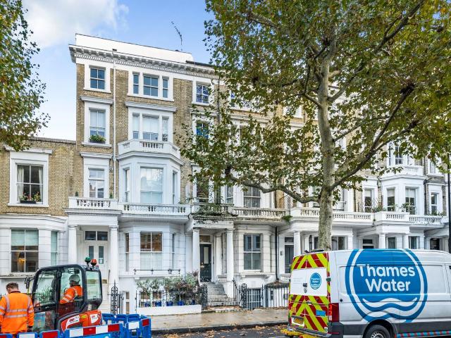 Apartment at Marloes Road, Greater London